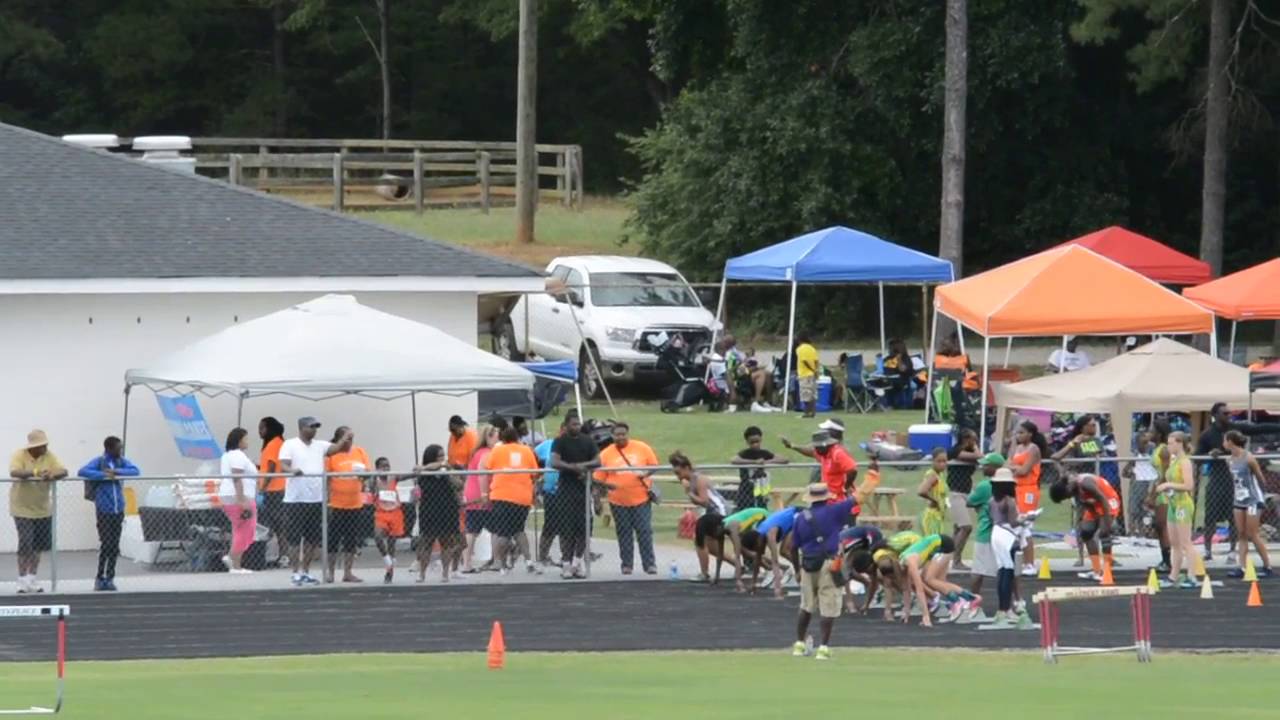 15 16 Girls The Storm Track Club At 2016 Greenville Jets Meet 14 - YouTube