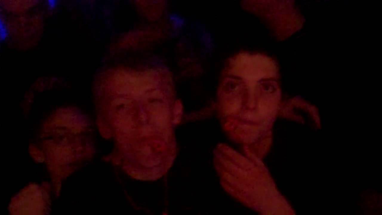 foxy on tour takens 12-6-10 -=-=-= nmnm.MP4 - YouTube