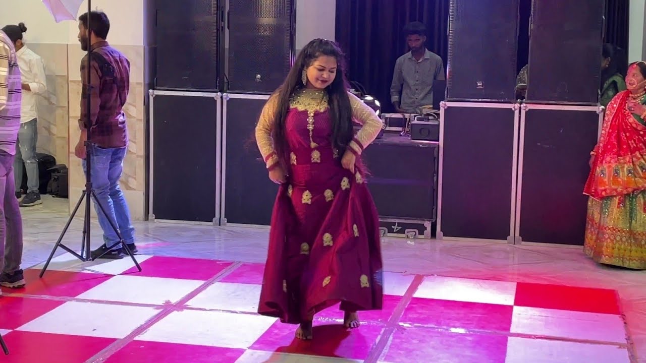 Chhap Tilak Sab Chhini Re - Dance Performance in Wedding Reception ...
