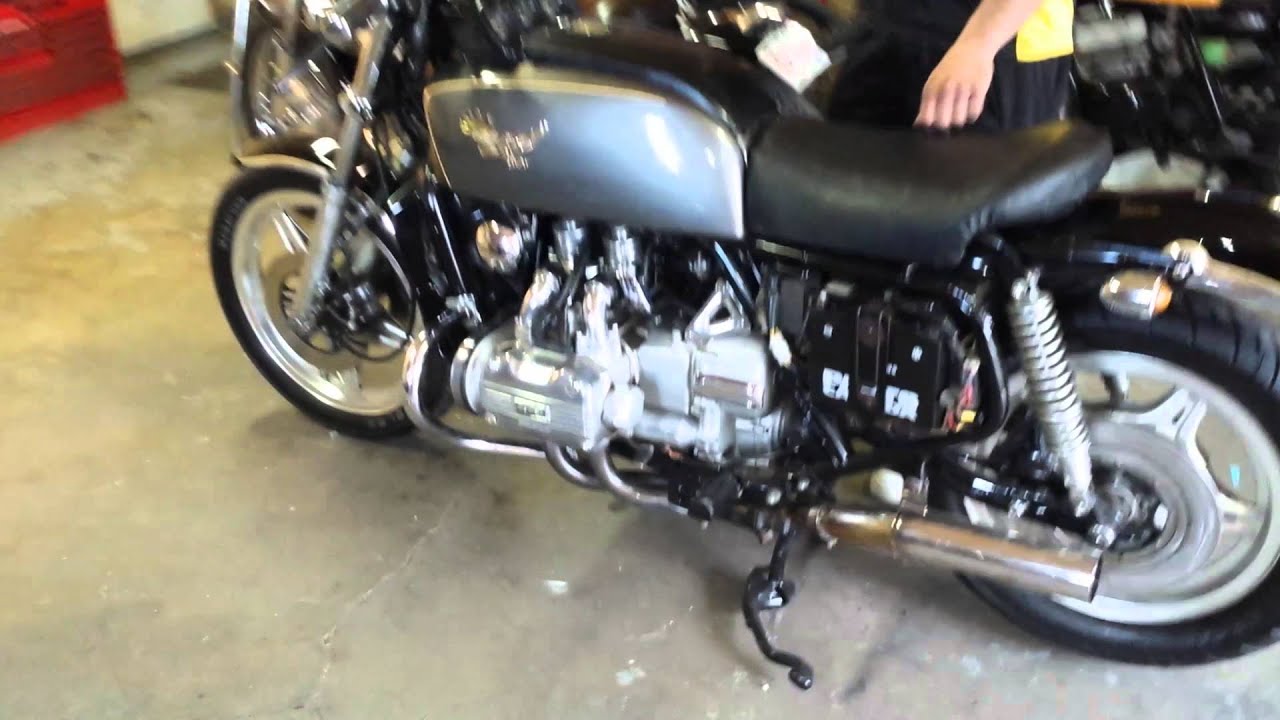 1979 gl 1000 exhaust - YouTube