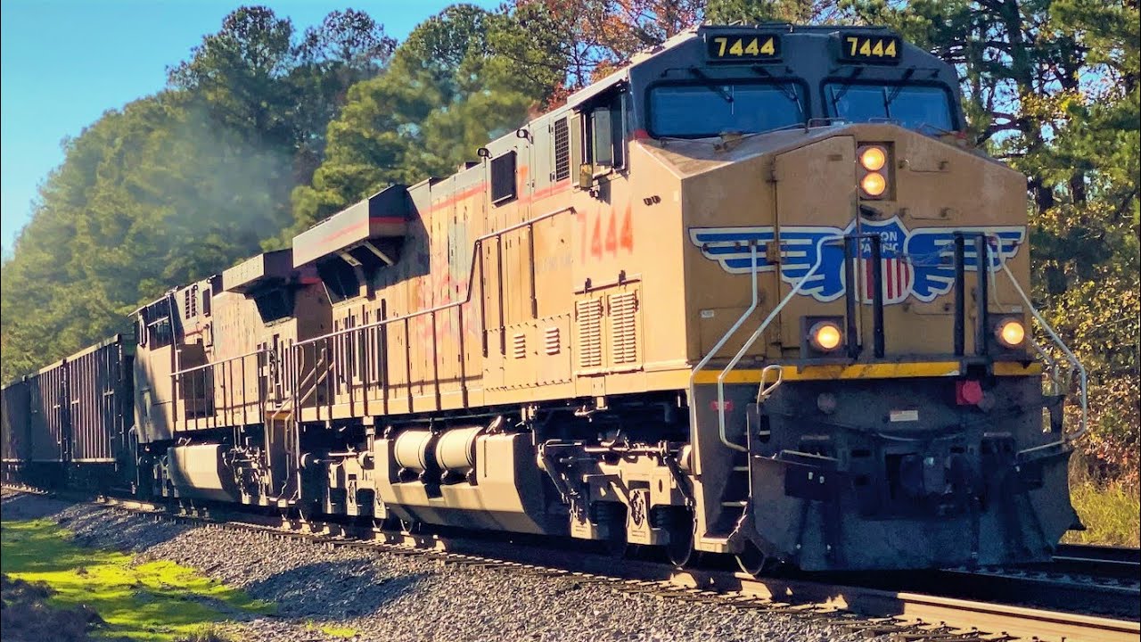 UP Leads Coal/Coke Combo Train E374 - YouTube