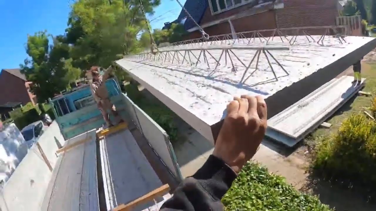 A 2-floor extension (3) pre-cast floors and 1st floor blockwork - YouTube