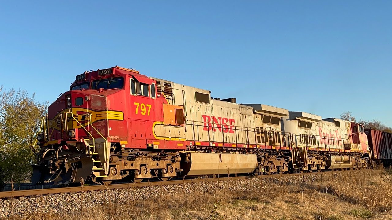 FAKEBONNET AND WARBONNET DUO! Trains on the Bnsf Red Rock Subdivision ...