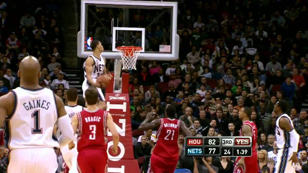 Gerald Green MURDERS the windmill alleyoop!?! HD - YouTube