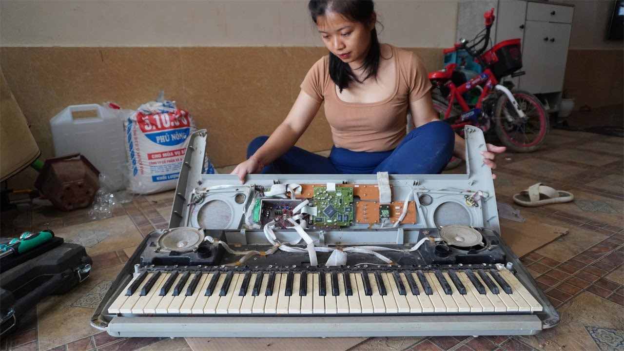 Female mechanic: Restoration start to finish - Genius girl repair ...