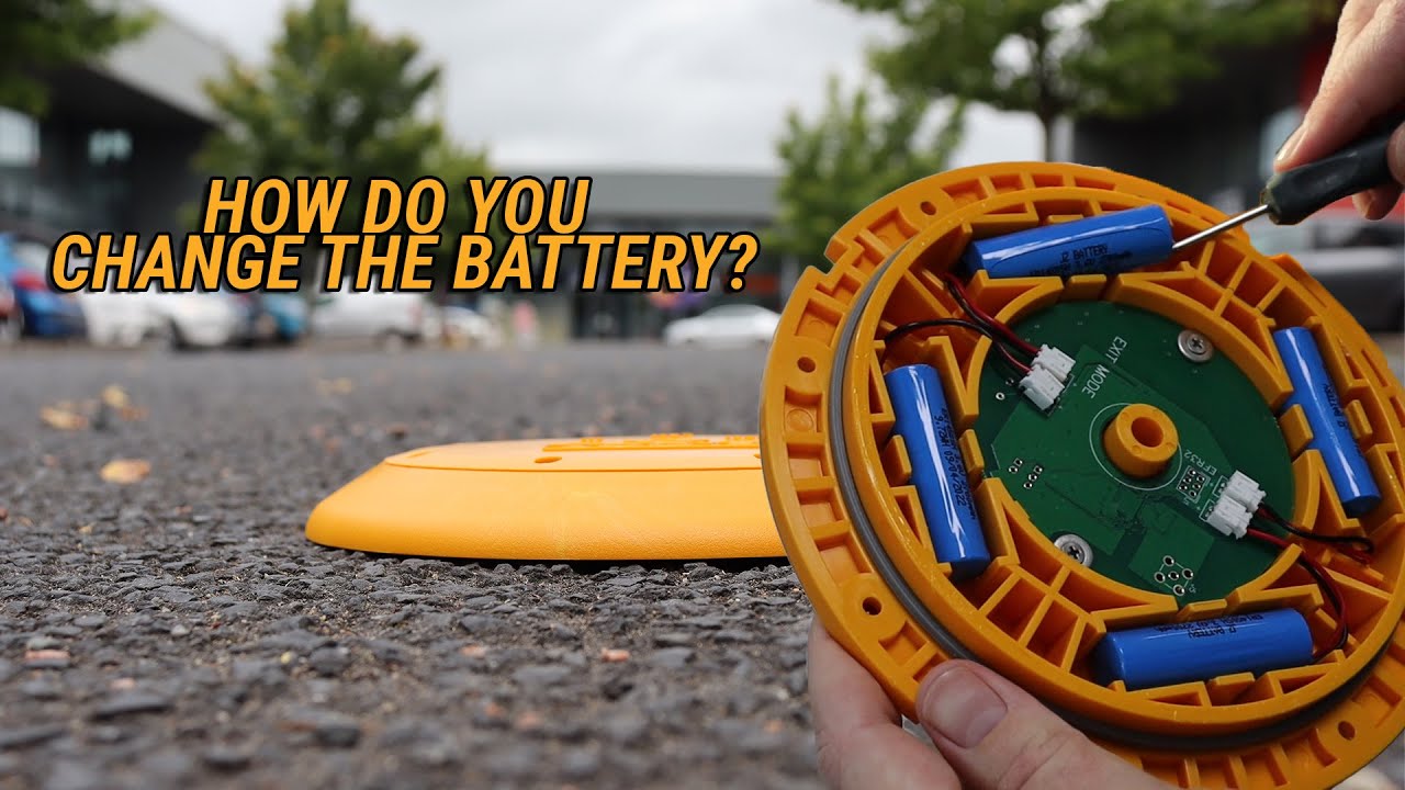 How to change batteries in the e-Loop Commercial – EXPLAINED in 90 ...