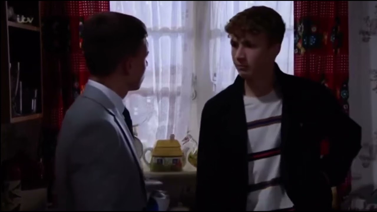 Emmerdale - Noah Tells Samson That Amelia Is Pregnant (25th August 2022 ...