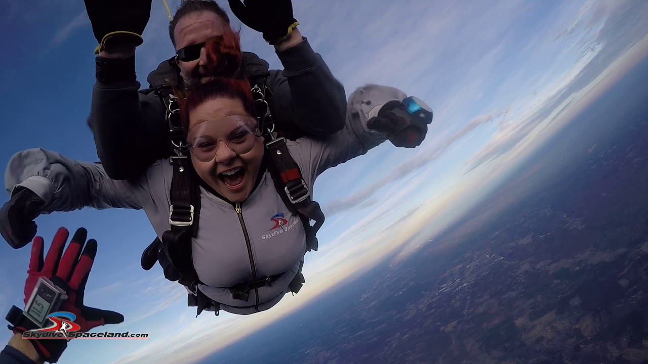 SKYDIVING Happy New Year 2020! Taking a leap of faith! - YouTube