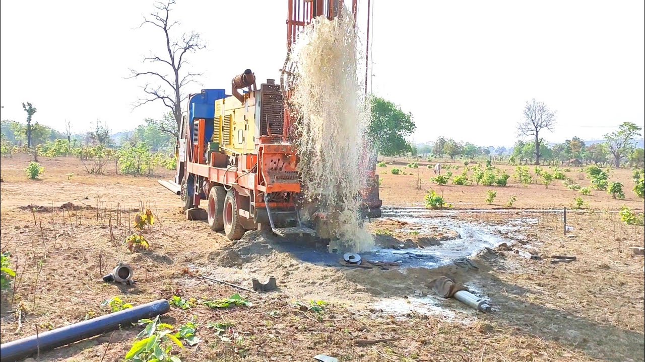 Borewell Drilling point 90 फीट में Full पानी 10Hp मोटर | Amazing Water ...