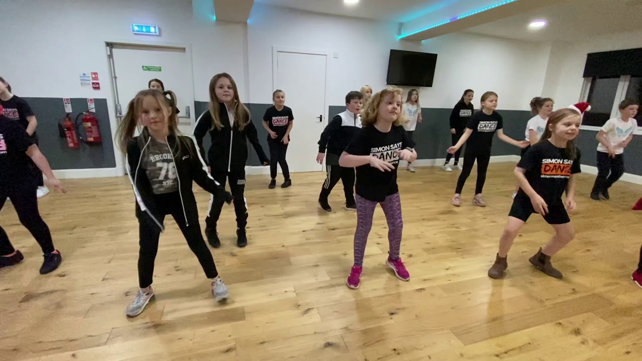 Simon Says Dance - Five More Hours - P4-7 - December 2020 - YouTube