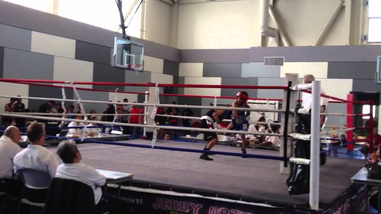 Joseph Landeros Boxing 2 Round Jerry Ortiz Show 9/7/14 - YouTube