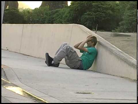 Extreme Fail Skateboarding Fall! - YouTube