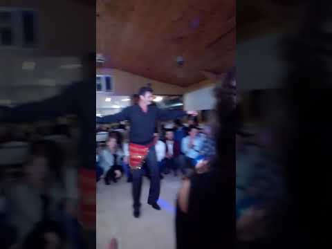 DANSÖZ GİBİ KIVIRTAN BIYIKLI DAYI