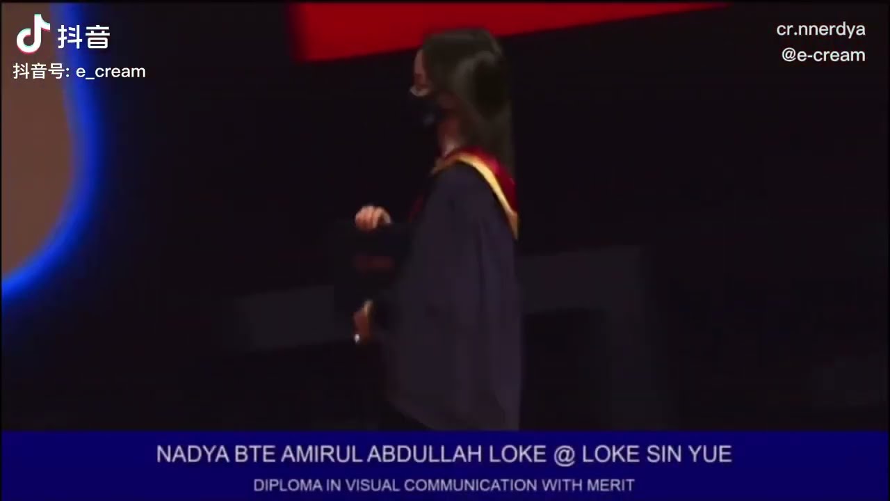 graduation TikTok transition - YouTube