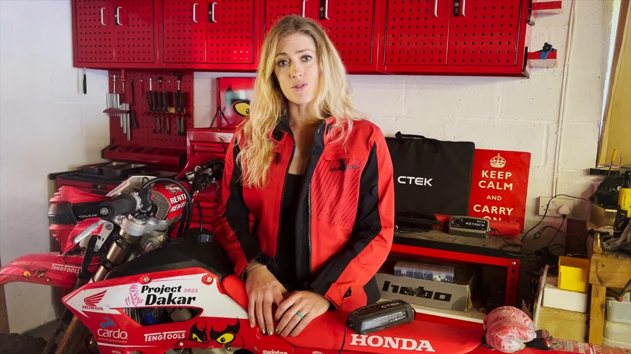 Vanessa Ruck The Girl On A Bike | CTEK 25 YEARS - YouTube