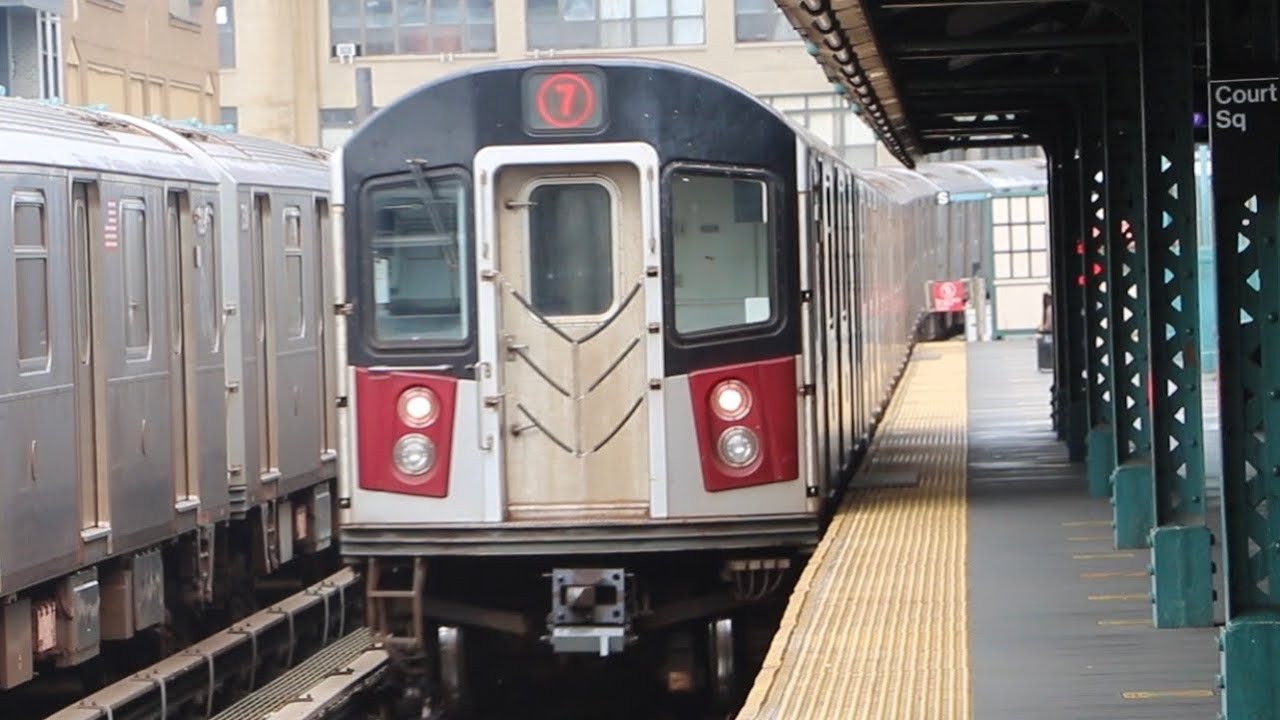 R188 (7) / (7X) Trains at Court Square - YouTube
