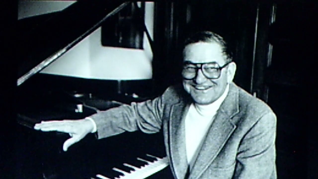 Ralph Sutton, piano: (WALLER) "Blue Turning Grey Over You" (1951) - YouTube