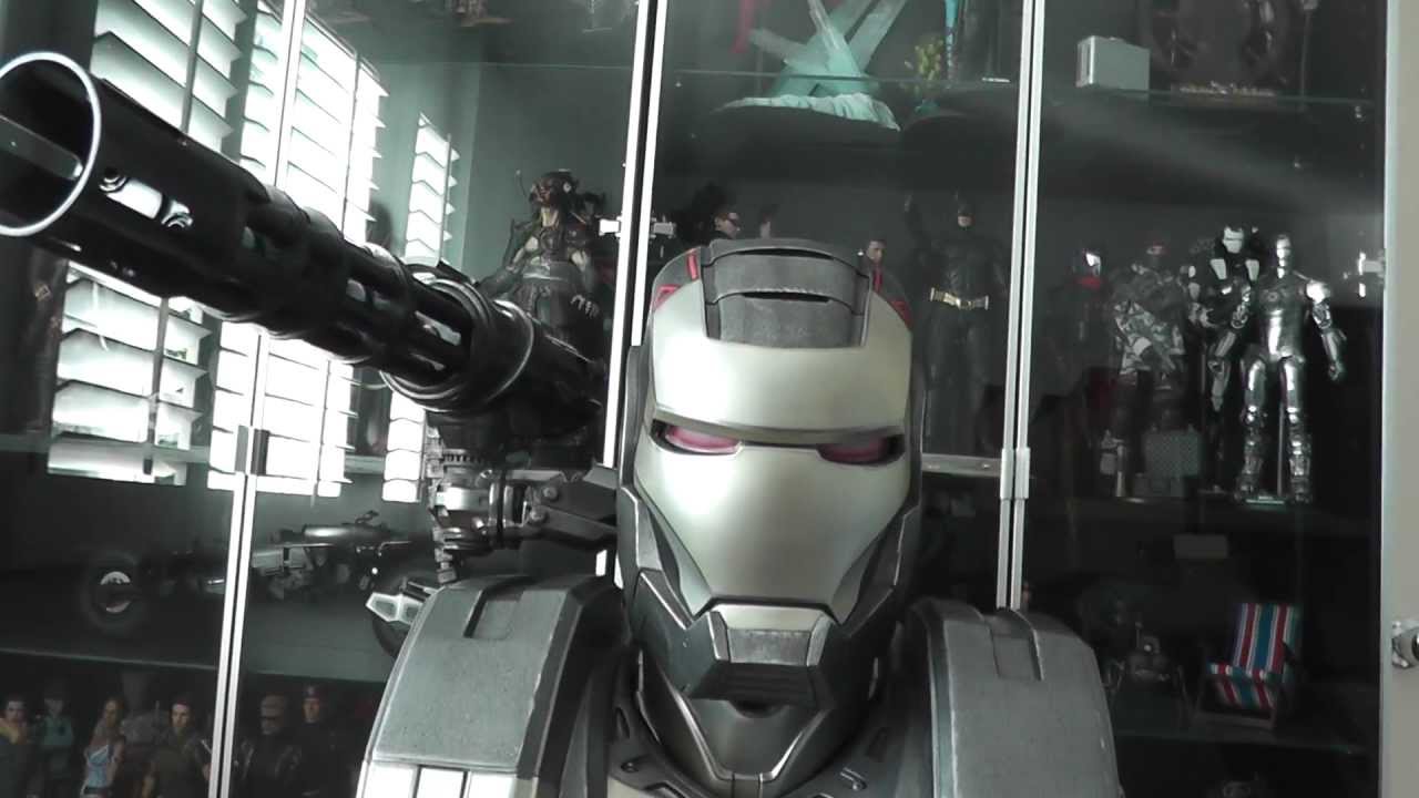 SIDESHOW WAR MACHINE BUST - YouTube
