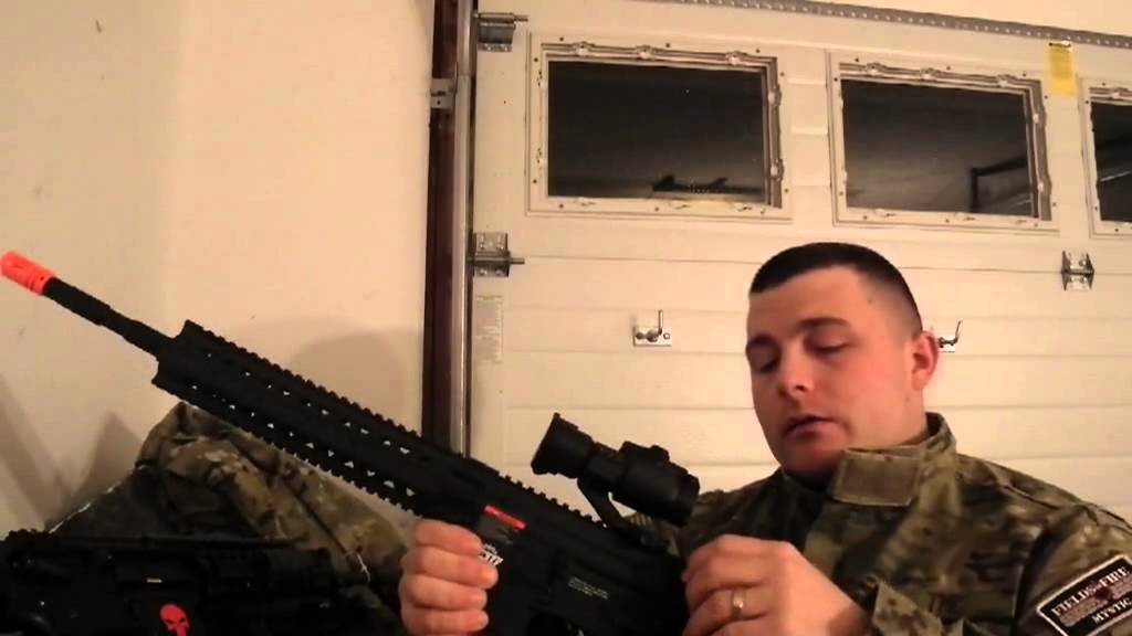 G&G R8-L - YouTube