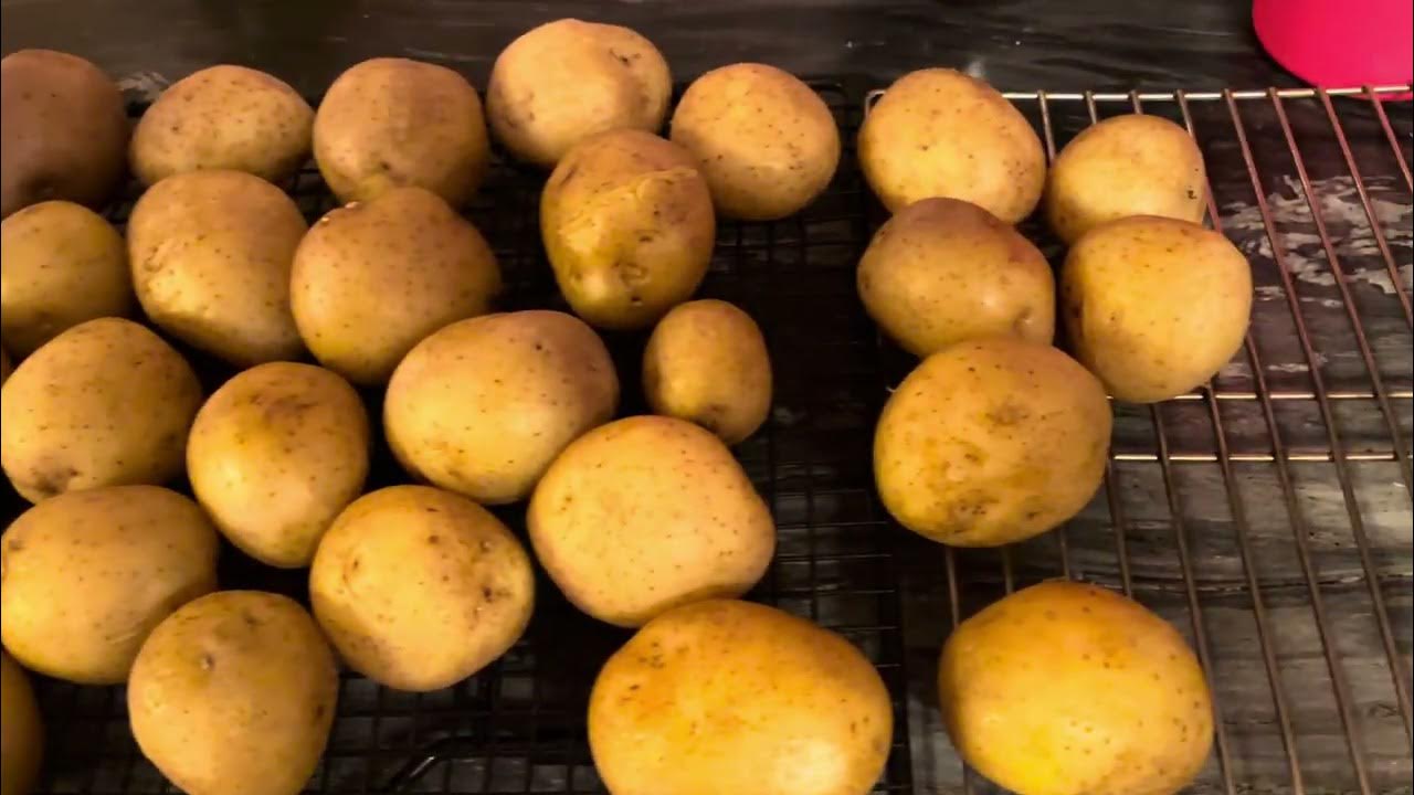 steamed spuds - YouTube