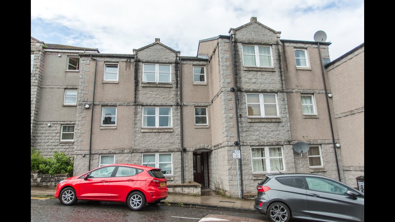 100E Hardgate, Aberdeen - YouTube