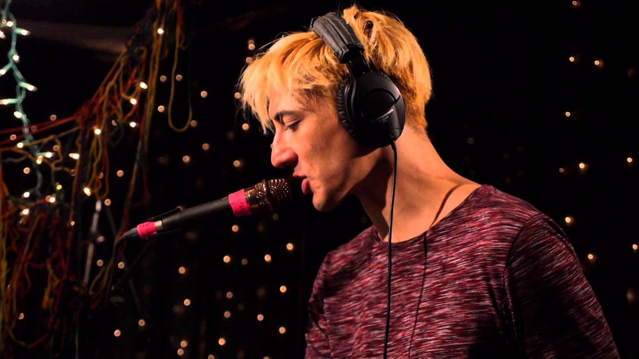 Liars - Mess On A Mission (Live on KEXP) - YouTube