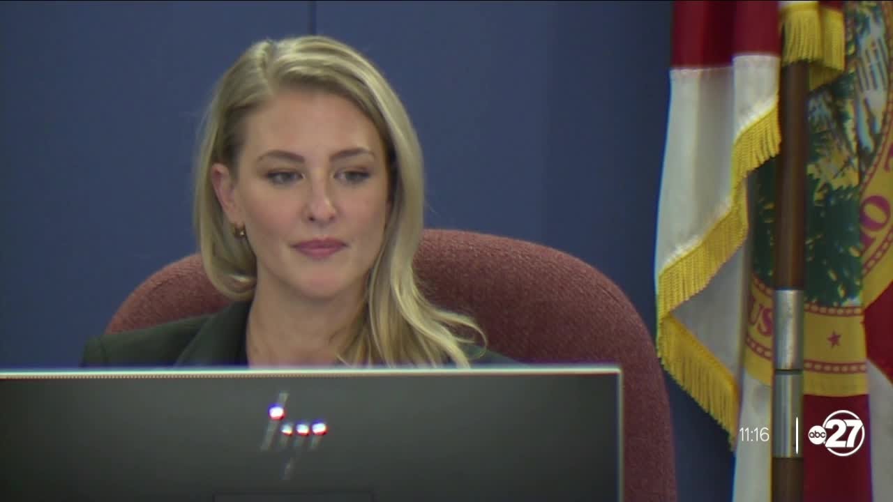 Sarasota County's School Board wants Moms for Liberty co-founder out over GOP sex scandal - YouTube
