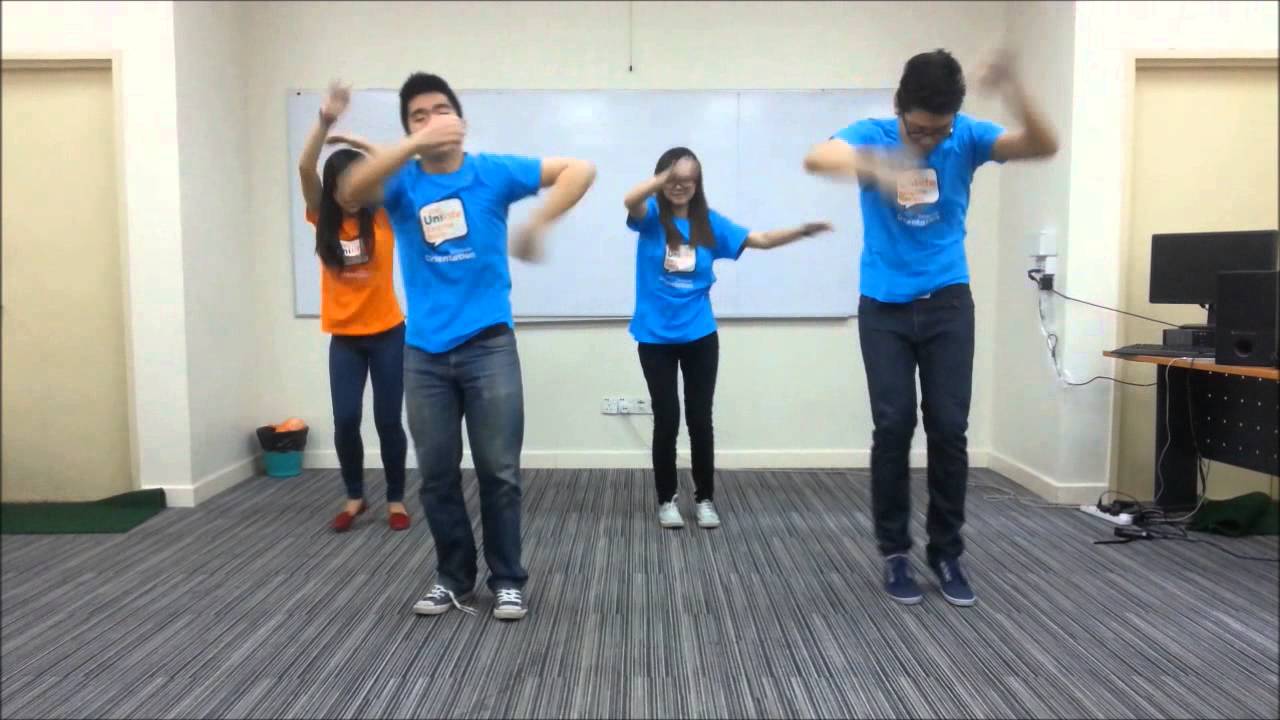 Orientation Leaders dance-I will survive FRONT - YouTube