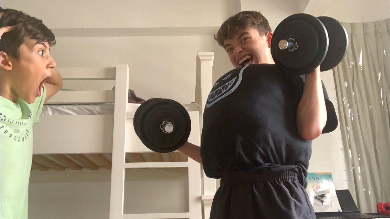 A daily gym workout with 400 KG idiot (beta edition) - YouTube