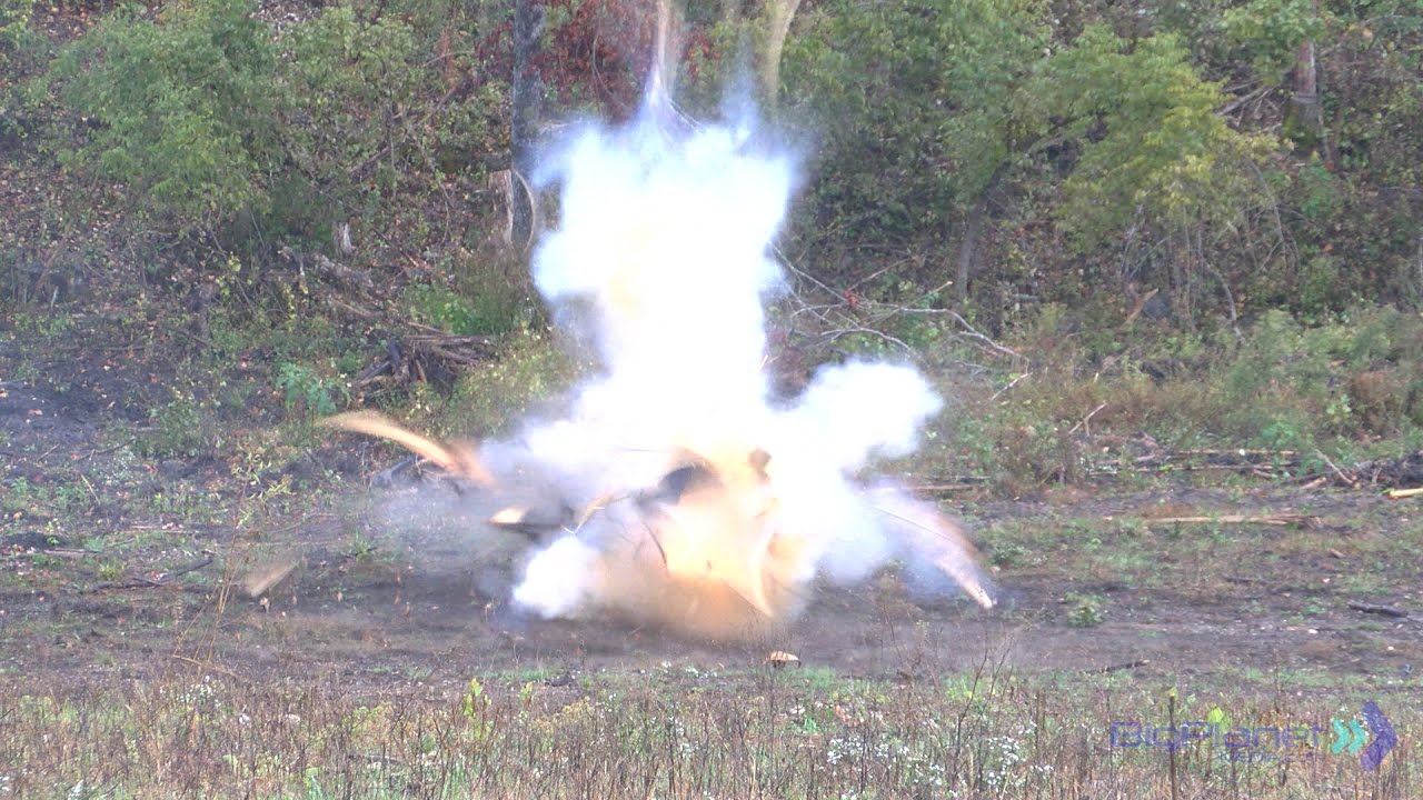 3 pounds of Tannerite Explodes Century old Piano - YouTube