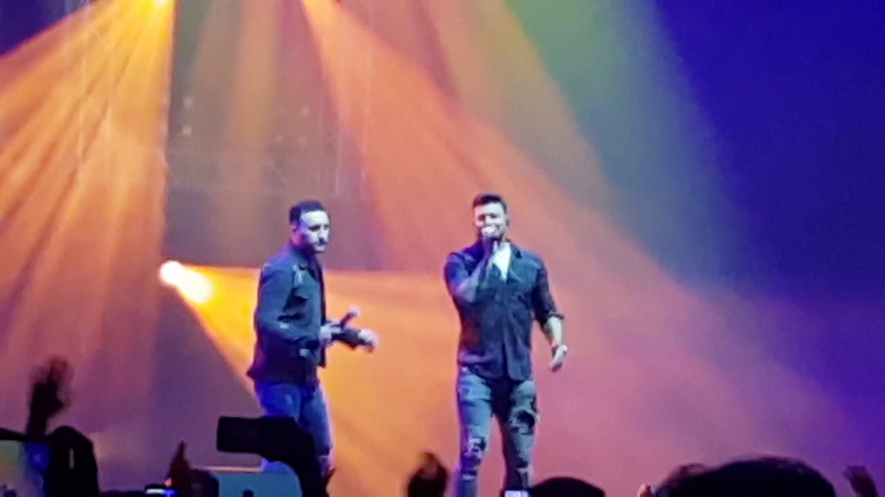 Blue Live in Singapore (02 March 2019) - One Love - YouTube