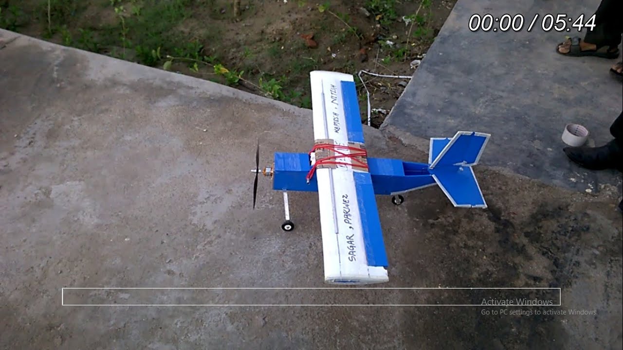 Rc Plane made by Aeronautical engineering students - YouTube