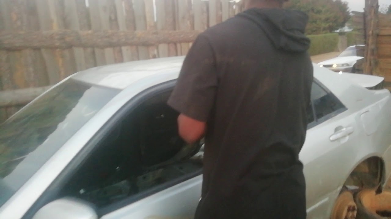 1g engine modified in altezza - YouTube