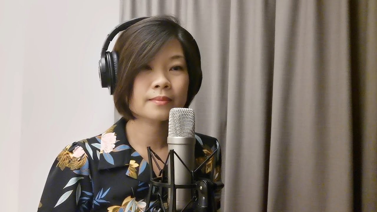 風流夢 (小明星) by Angela Saik 石依湄 - YouTube