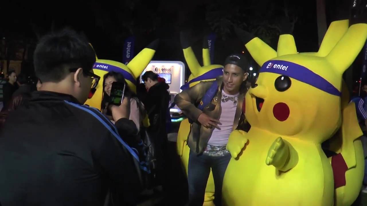 Repercusiones del boom de Pokémon Go en Lima - YouTube
