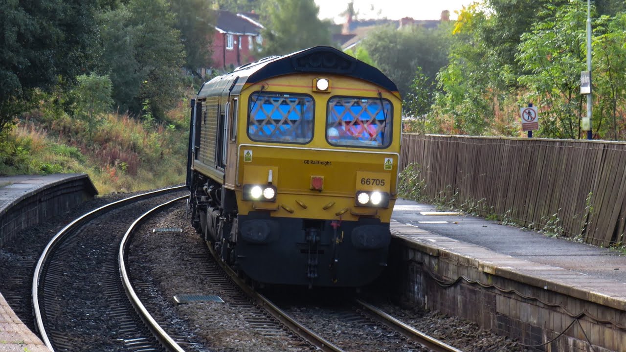 GBRf Class 66 No. 66705 on 6G92 Dowlow Hindlow - Washwood Heath Rmc ...