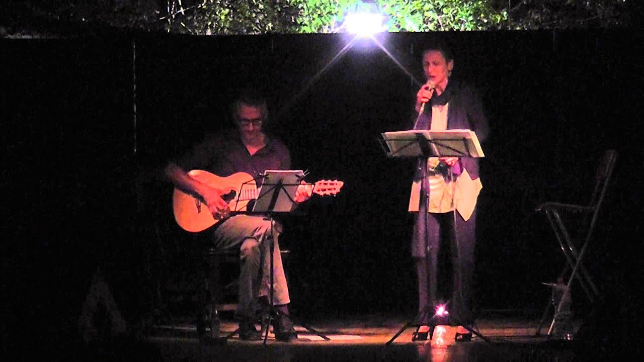 Anna Maria Castelli e Adriàn Fioramonti - Pe' dispietto - YouTube