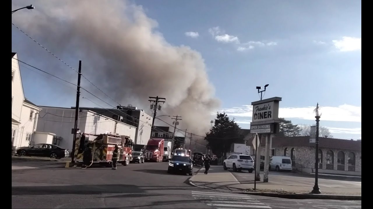 Explosion 3rd alarm w/ hazmat at cross street - Bridgeport CT - 12/29 ...