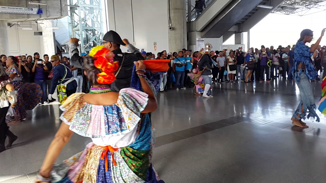 Baile de congo en ciudad de Panamá - YouTube
