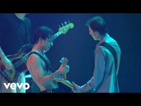 Duman - Hatun (Live At Bostancı Gösteri Merkezi, İstanbul / 04 Ekim 2003 - Bu Akşam)