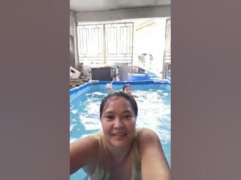 Angella mandi bareng mama di kolam renang - Angella vlog - YouTube