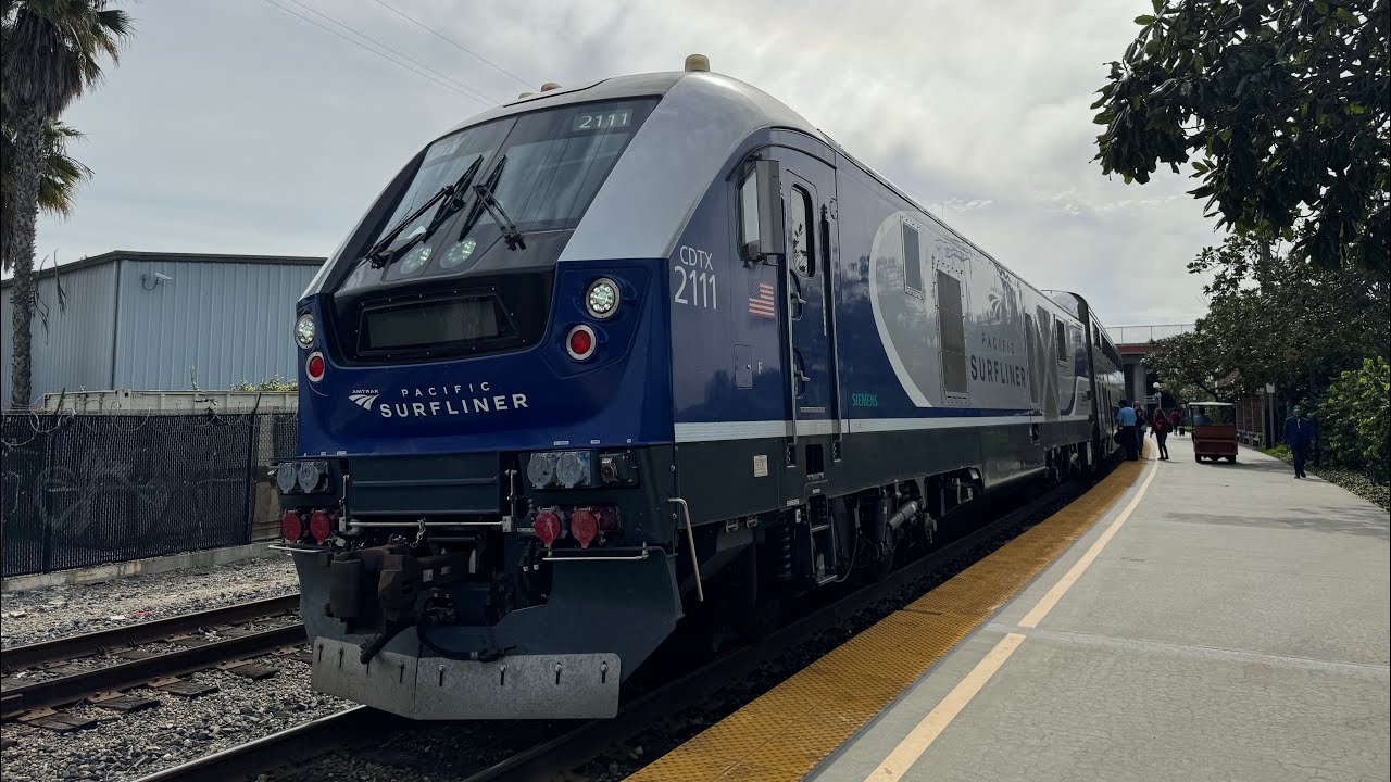 Amtrak 765 Departure from Oxnard Cdtx 2111 with 3 horn taps - YouTube
