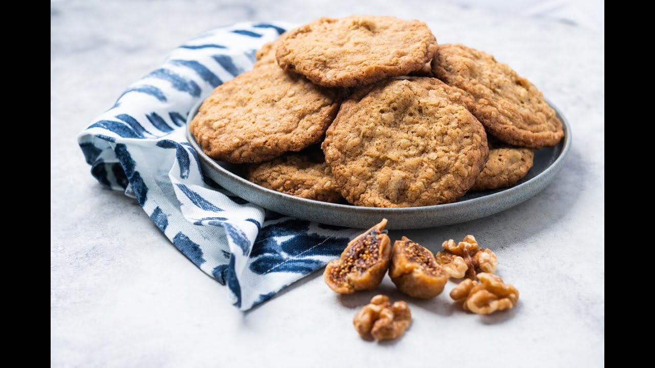 Delicious Fruit + Nut Cookie Recipe | Spiced Fig Cookies with Walnuts ...