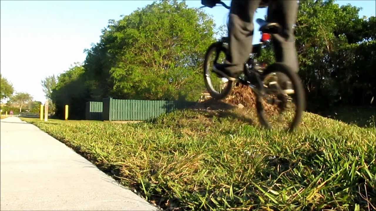 Small Mountain Bike Jump - YouTube