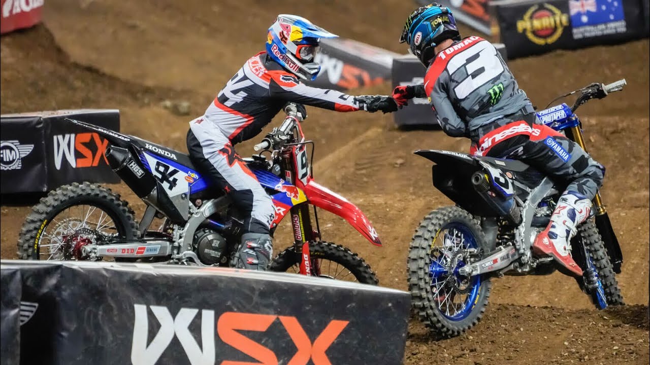 WORLD SUPERCROSS WSX CARDIFF THROWBACK | SX1 FINAL | ROCZEN TOMAC #wsx ...