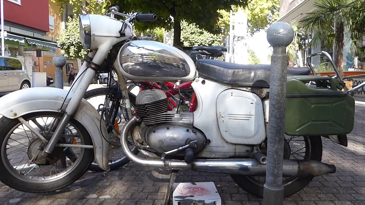 JAWA 125ccm - YouTube
