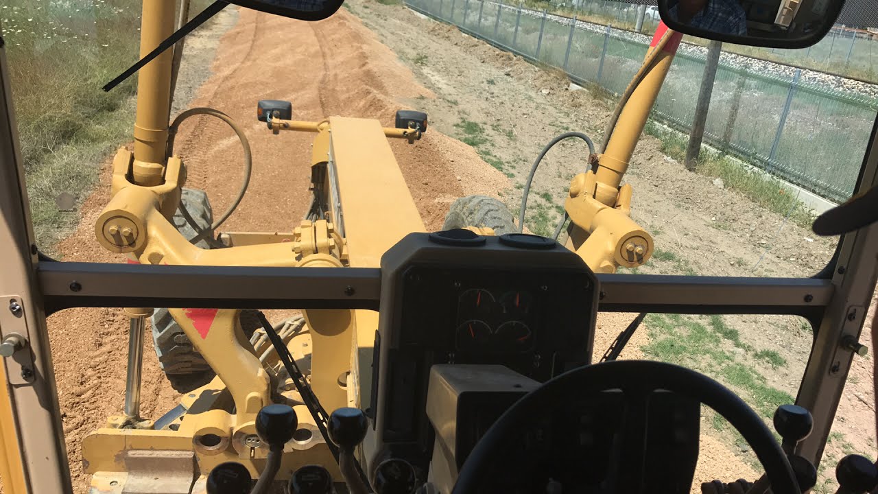 Oha Caterpillar greyder içinden muhteşem görüntü ler kaçırmayın - YouTube