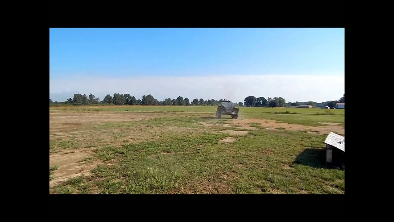 2002 GVM Prowler 1149T dry fertilizer applicator for sale | sold at ...