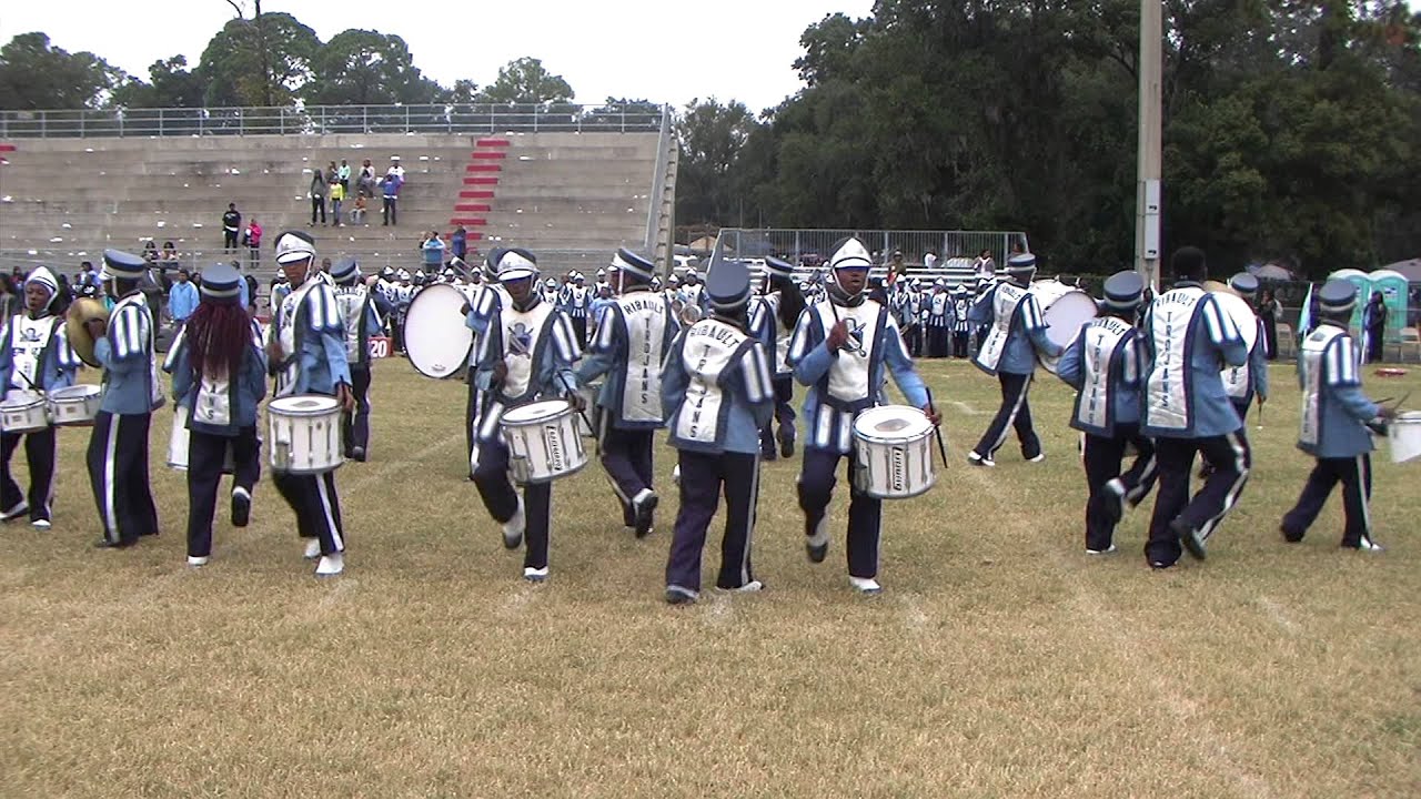 RvsR: 5th qt. Drum line Battle 2014-2015 - YouTube