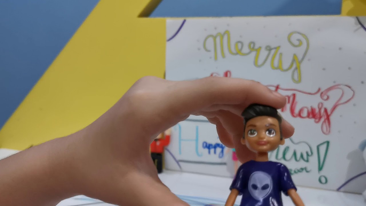 Polly Pocket Selfie Stick Nicolas Figure - YouTube
